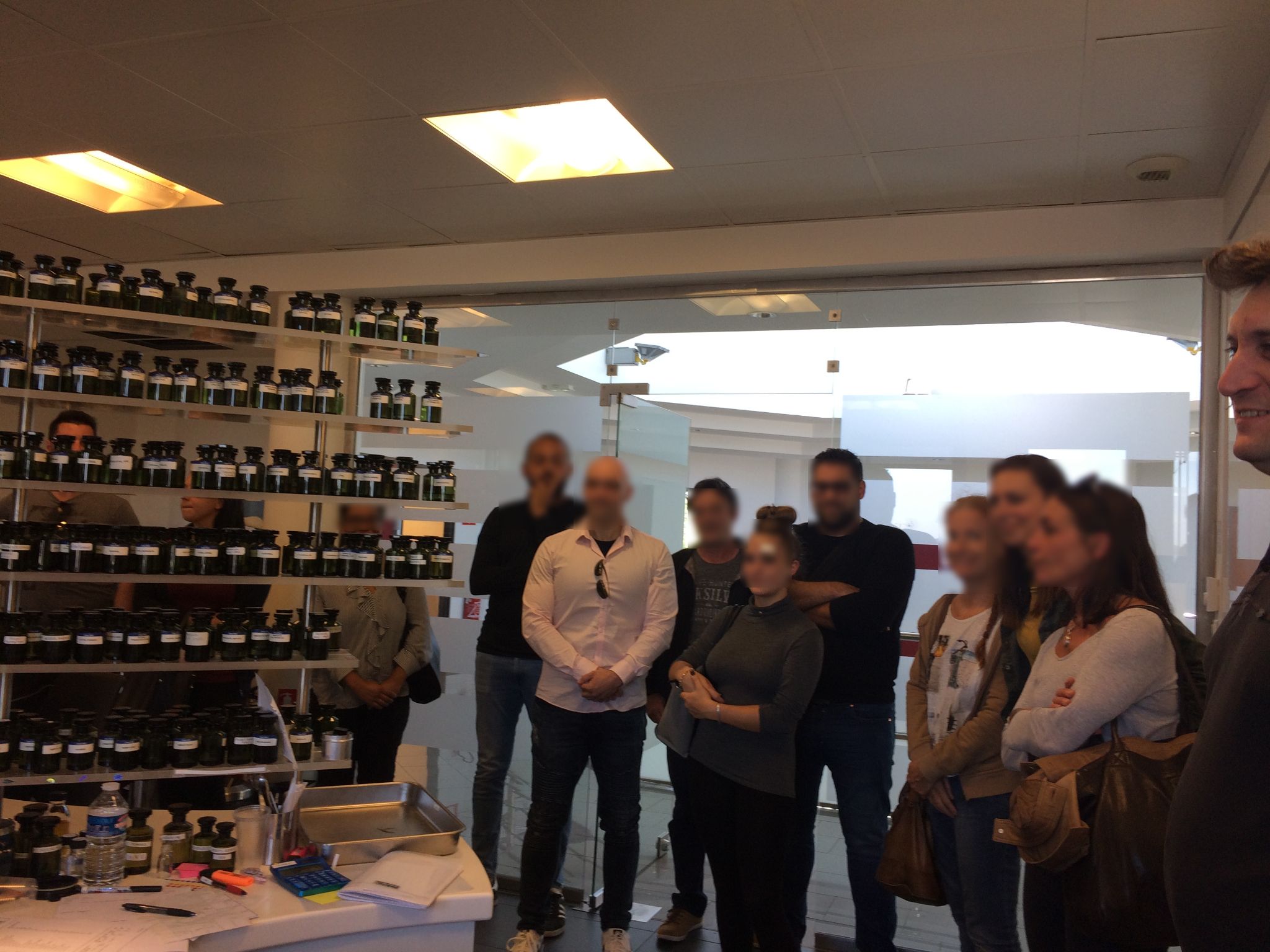 Jean Niel nous ouvre les portes de sa division Parfum | Centre de ...